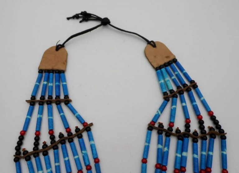 Indianer Schmuck Brustpanzer, Indianerkette Haarknochen, Necklace Real ...